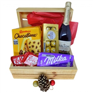 Cesta De Natal Com Panetone Chocolates E Espumante